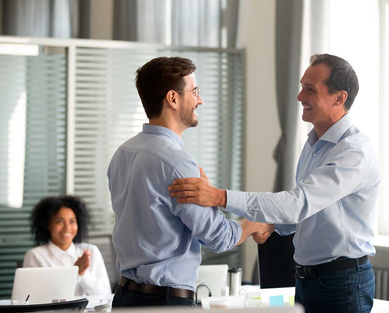 Recompensa: entenda a importância do reconhecimento profissional - Blog ...